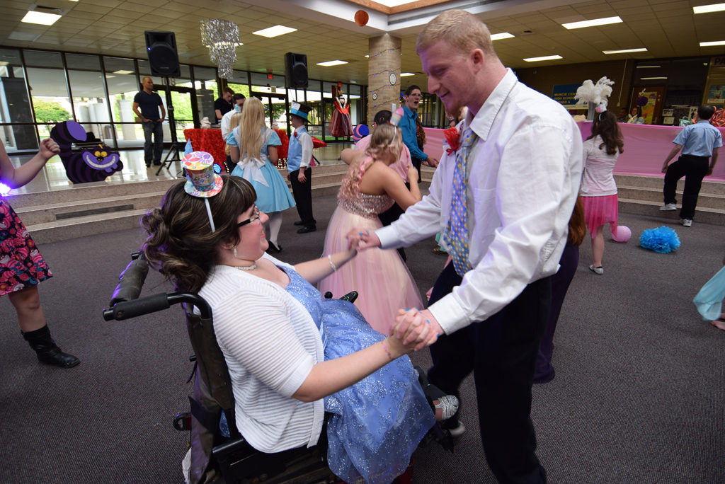 Photo Gallery: Special Needs Prom Held at Muncie Central High School ...