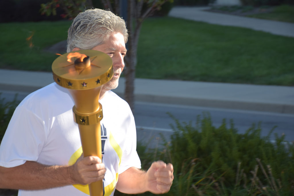 Photo Gallery: Indiana Bicentennial Torch Relay in Delaware County ...