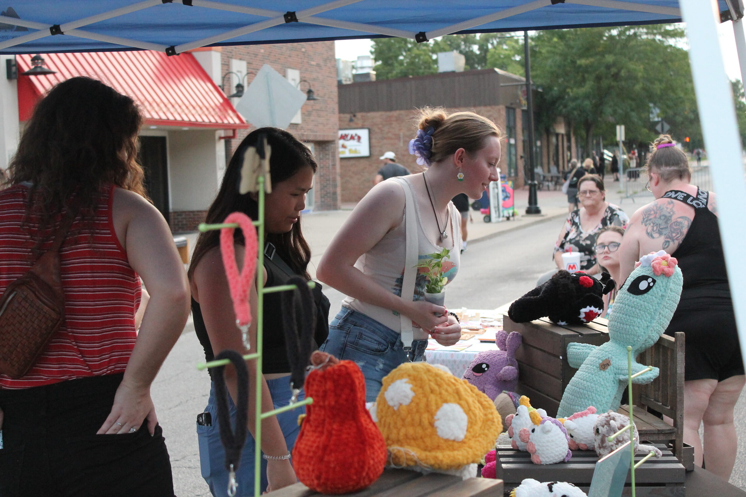 VENDORS — Muncie Journal